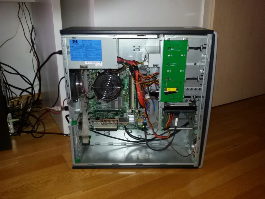 HP dc7600 intel pentium 3.0 ghz dual core,2.5 gb ram 80+250 gb hdd