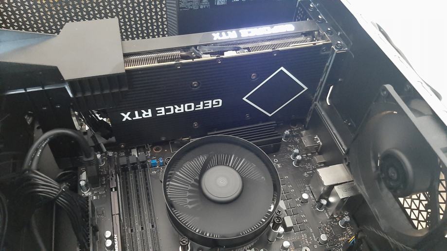 HP Omen Gaming R7-5700G, 8 GB, SSD 512GB, RTX 3060Ti 8GB, Win 11, NOVO