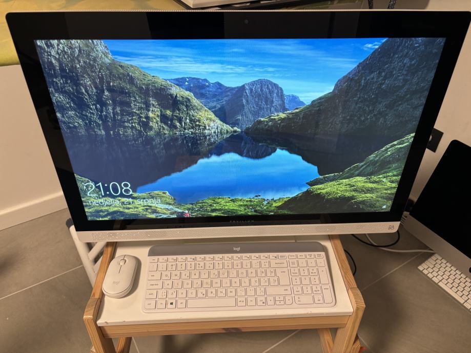 HP Pavillion 27’ all in one