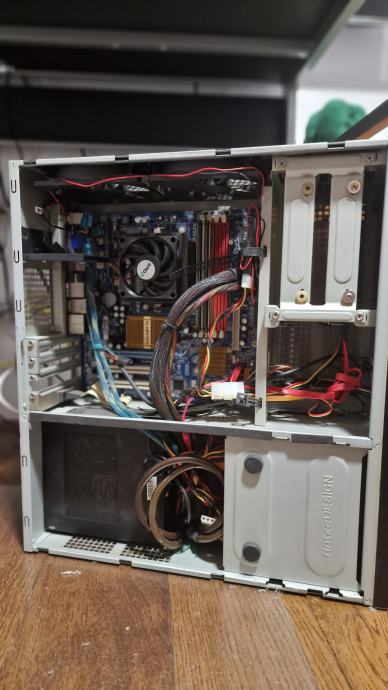 HTPC Antec media centar