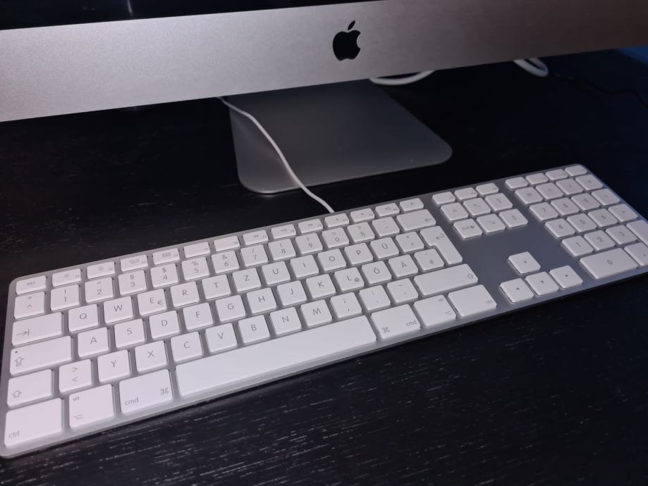 iMac (27-inch, Mid 2011)