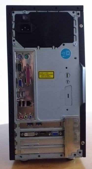 Intel Core2 Duo / SSD / RAM 4GB / ATI Radeon HD 5400 Series