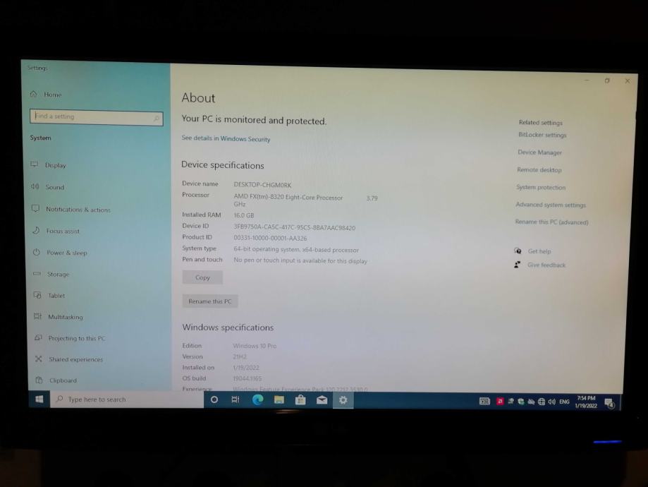 Komp,monitor,zvučnici,miš,tipkovnica