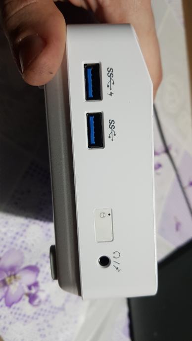 Msi CUBI ms-b096 intel 3205u 8gb ram ssd 250gb mini PRIJENOSNI PC