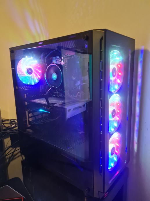 Odličan gaming PC 1080p / 1440p - R5 5500 + 16Gb, RTX 3060 TI