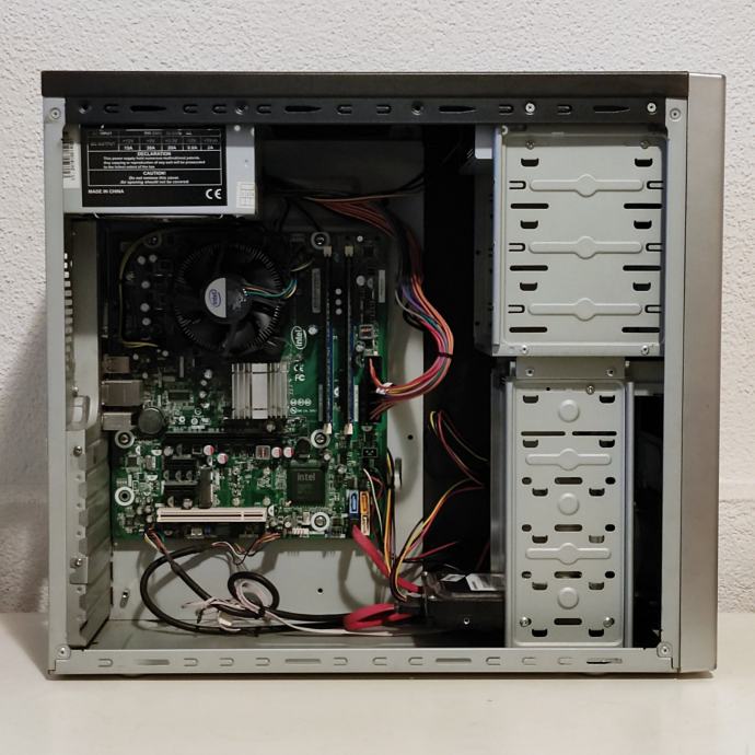 PC Astro Infinity Multimedia System - Pentium/4GB/Intel HD/Win 11 Pro