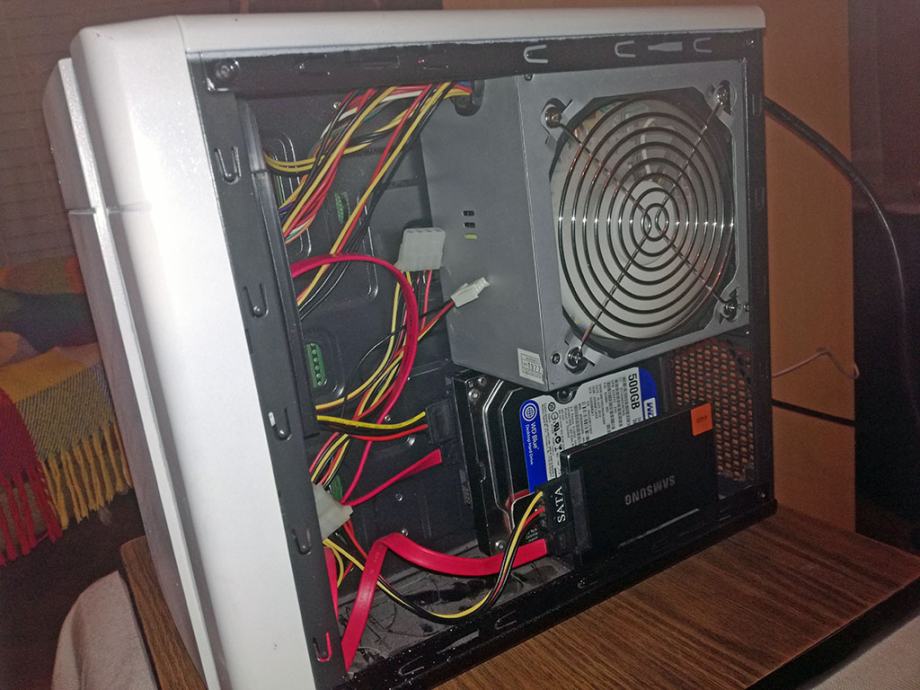 PC Intel Pentium G860 3Ghz, 4Gb DDR3 1333, Samsung SSD 64Gb, HDD 500Gb