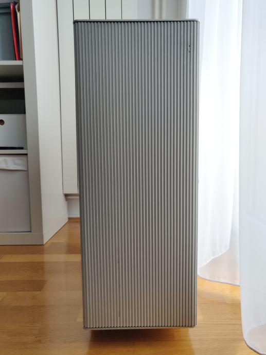 PC: Lian Li XL alu tower, i7 8700, AsRock z370, GTX 1050Ti, 32gb RAM