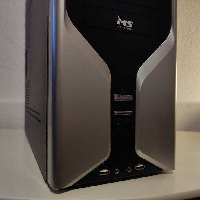 PC MSG W Home & Play - AMD/8GB/Radeon Graphics/Win 11