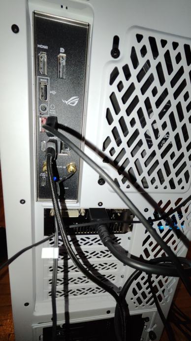 PC (nema GPU) + monitor