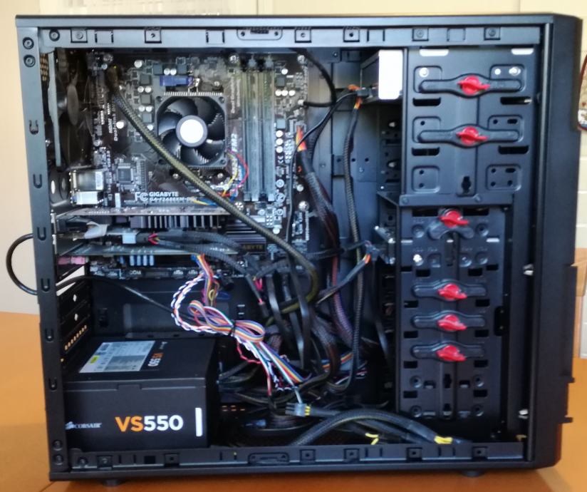PC AMD Quad core X4 750K 3.3 GHz + monitor Dell