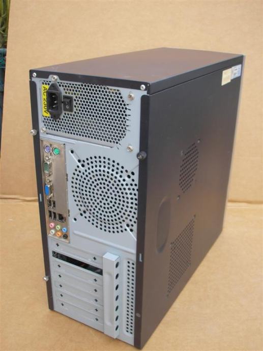 PC računalo MSI Core2Duo 3.0Ghz 4gb 250GB USB2.0 DVDRW Lan zvuk