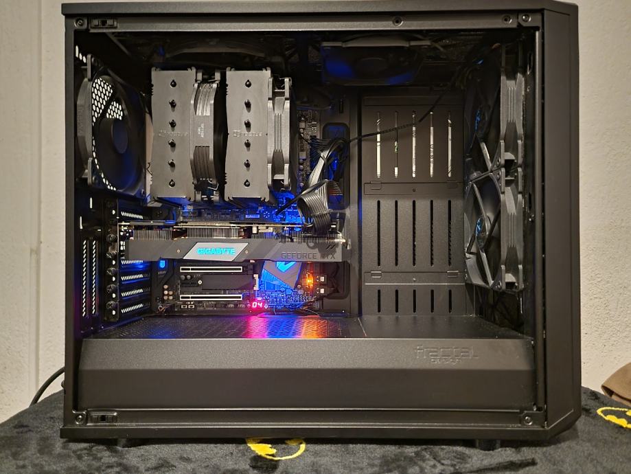 Prodajem gaming PC Intel I9900k 5ghz