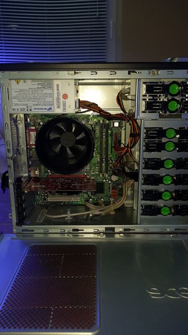 RAČUNALO: ACER Veriton M460 E5400 BR:31-17-12