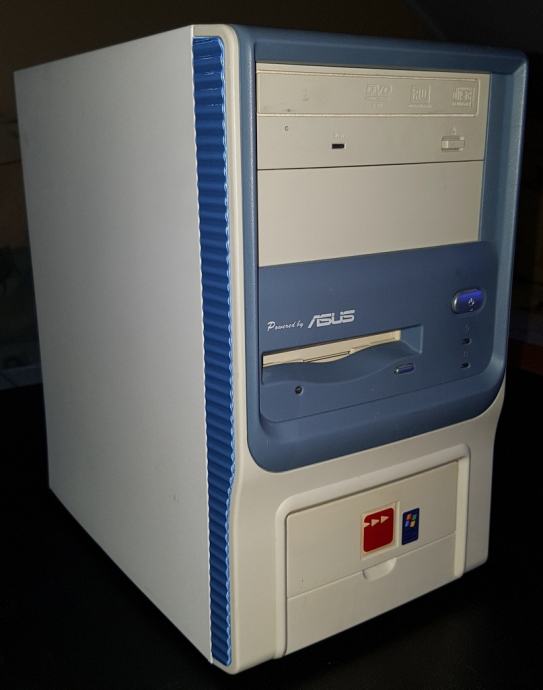 Računalo ASUS TERMINATOR