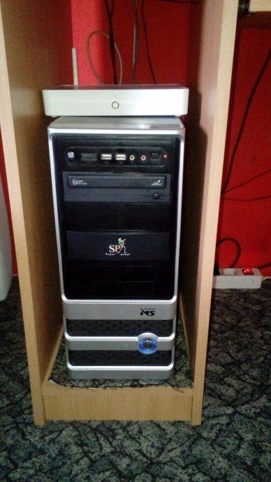 Računalo dual boot Win7 ultimate i Win10 pro + miš, tipkovnica, kamera