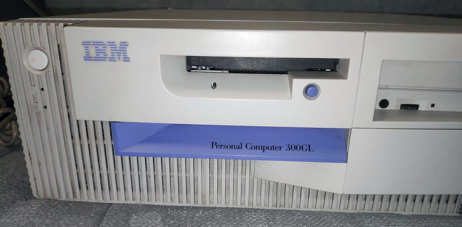 Retro IBM PC 300GL 300 GL 6288 - Celeron 433 mhz 128mb