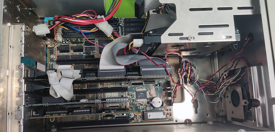 Retro PC konfiguracija kompjuter 486DX2 80 mhz VLB (VESA) 486