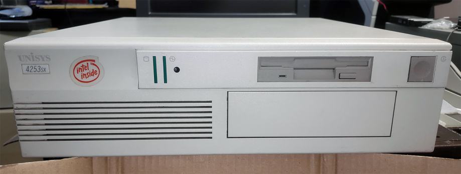 Retro računalo konfiguracija PC desktop UNISYS 4253SX 486 486DX2 TOP!