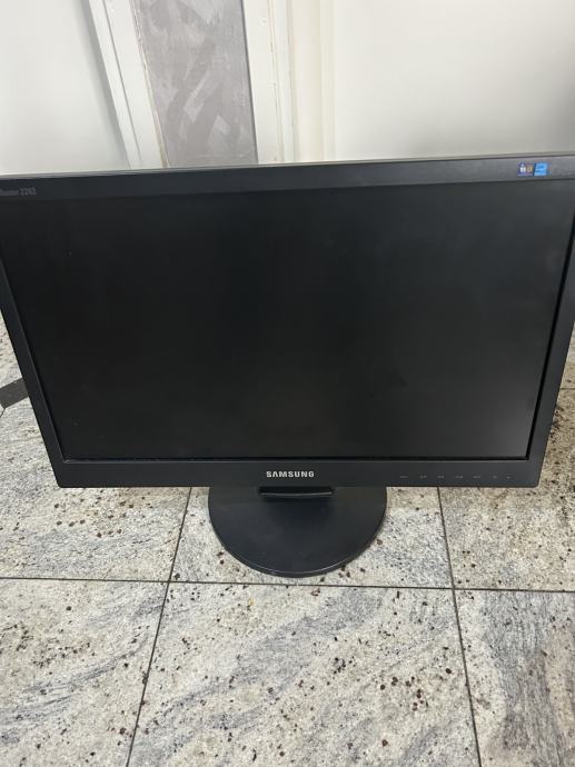 Stolno Računalo HP Pro 3010 MT s monitorom Samsung 22 wide