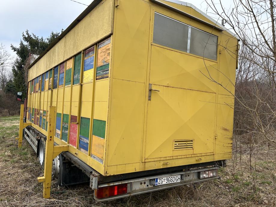 Pčelarski kamion Scania 440ks