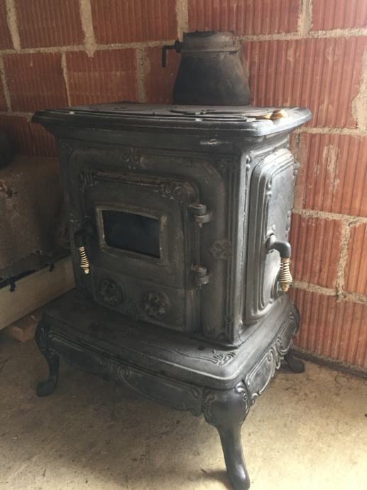 Pec na drva parlor stove maxy