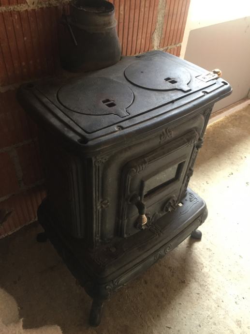 Pec na drva parlor stove maxy
