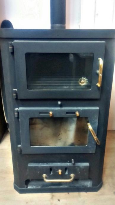 Peć na drva sa pećnicom! MALO KORIŠTENA!