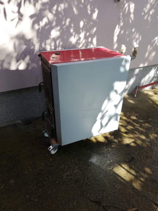 Peć na drva Viadrus