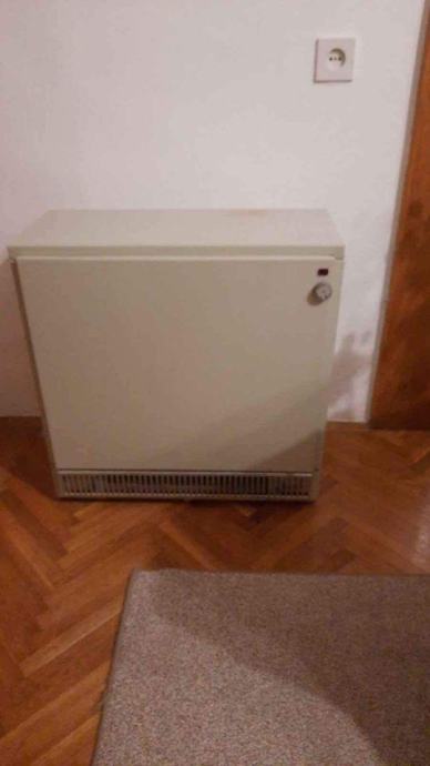 Prodajem Termo akumulaciona Peć malo korištena 2 Kwh manja Povoljno!!