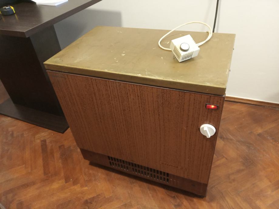 Poklanjam termo peć u funkcionalnom stanju