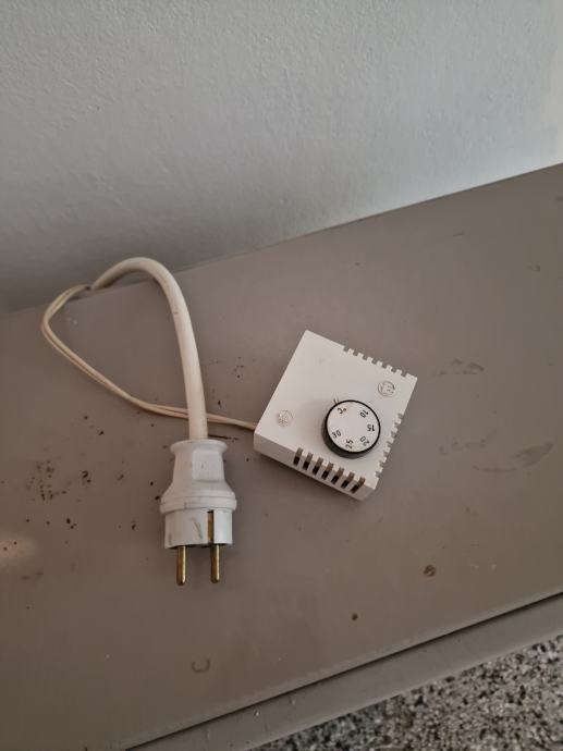 Pokljanjam termo peć 2 kW