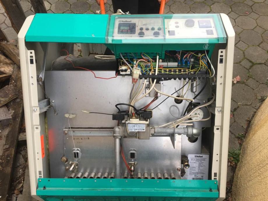 Vaillant centralna plinska peć VK 42/4 1 XEU