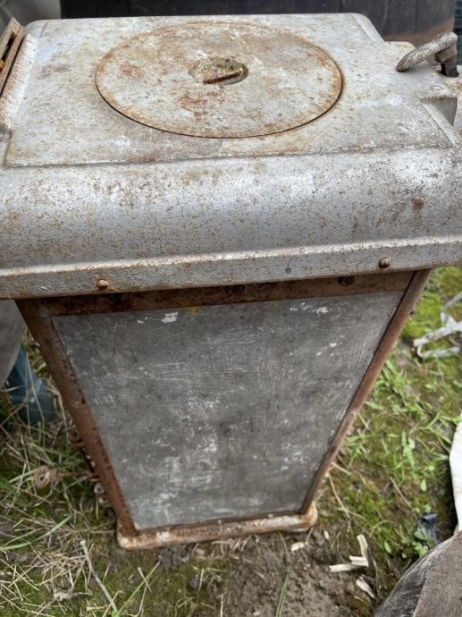 Željezna peć na drva - Plamen