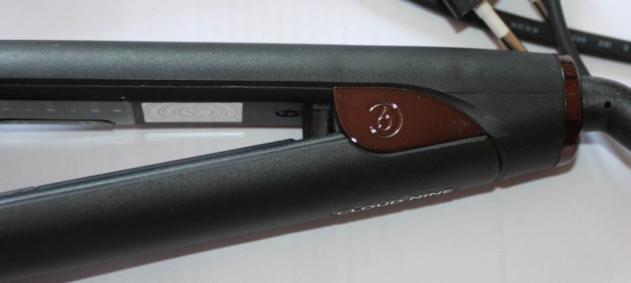 GHD Cloud Nine Wide Iron- pegla za kosu C9 GHD