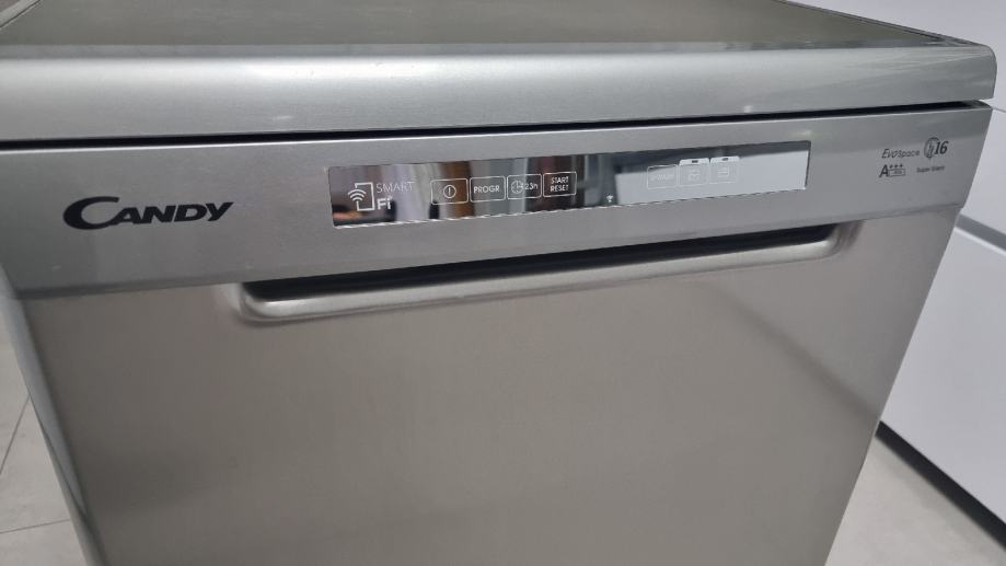 Perilica posuđa ( suđerica ) Candy top model