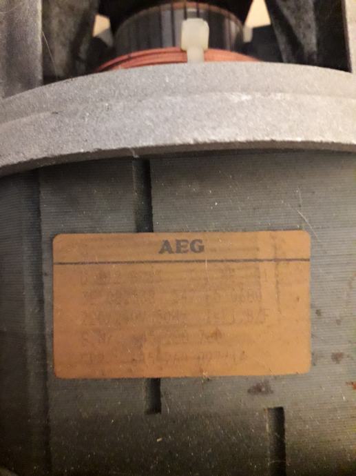 AEG motor veš mašine,