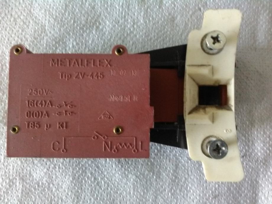 Dijelovi perilica rublja (motor, prekidači, pumpa za vodu, programator