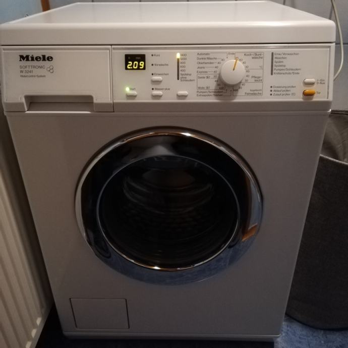 Miele Softtronic W 3241, 6 kg, 1400 rpm, ispravna, dostava