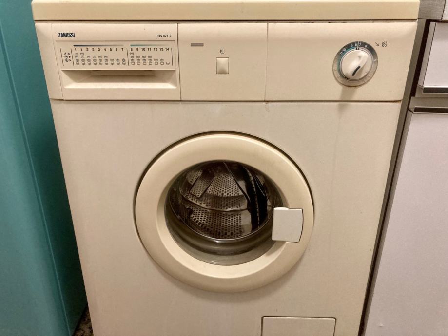 ZANUSSI PERILICA FLS 471 C- ISPRAVNA