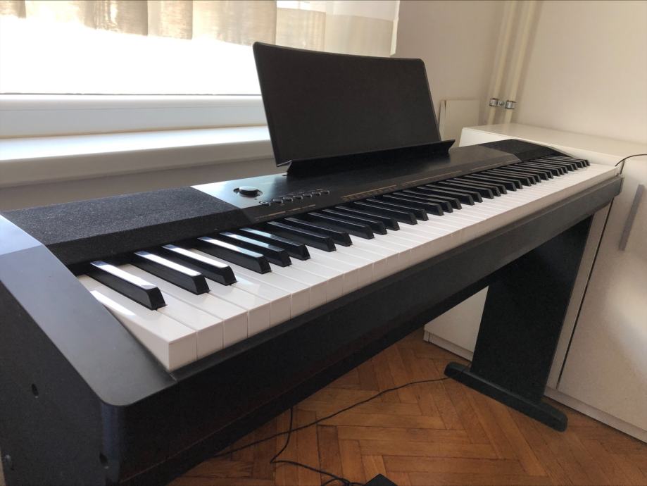 Casio CDP 130 digitalni piano