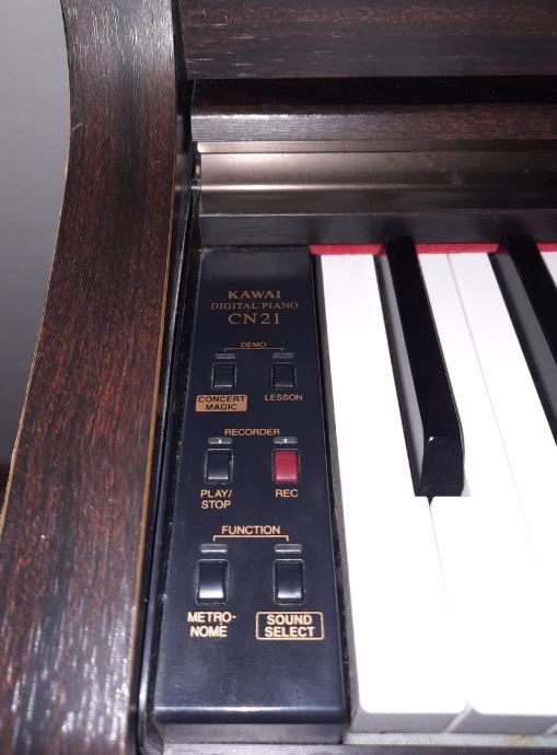Klavir - digitalni Kawai CN21