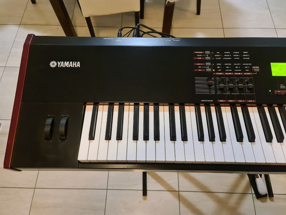 Yamaha s 90 es stage piano