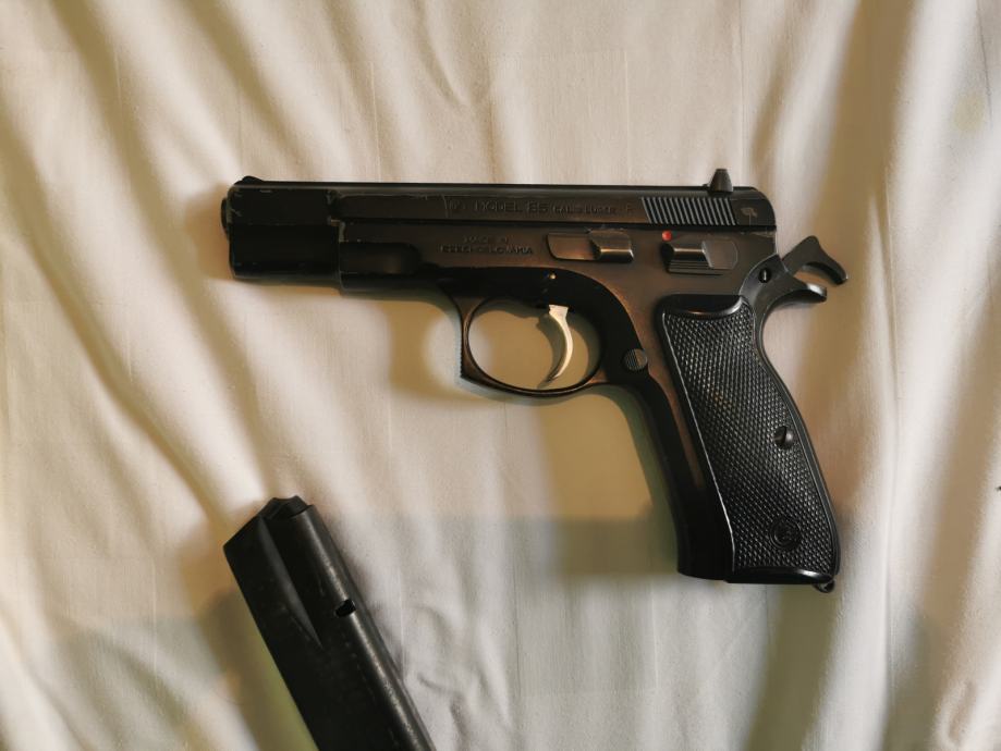 ČEŠKA ZBROJEVKA M85 9mm PARA