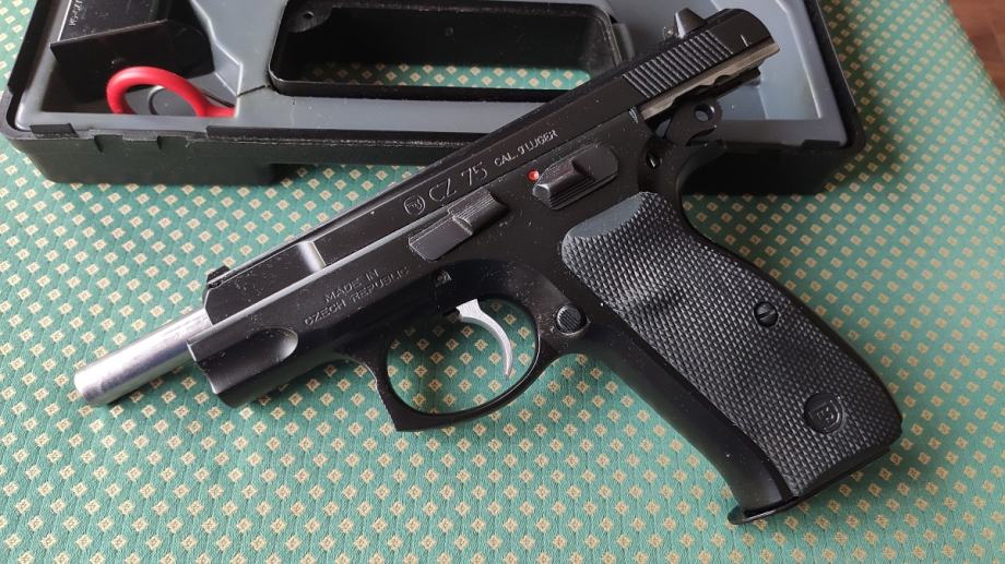Češka Zbrojovka CZ 75