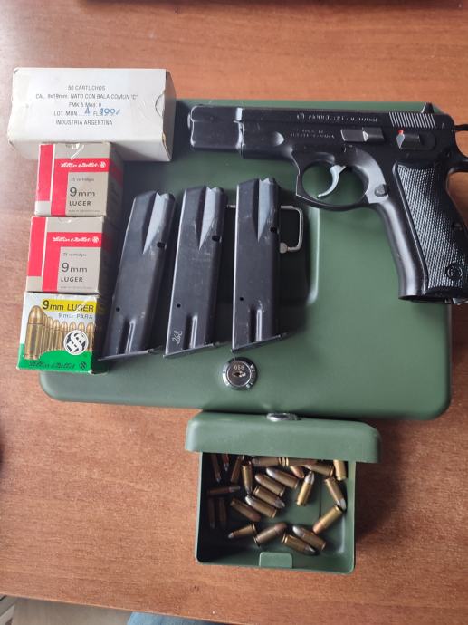 Češka zbrojovka M85