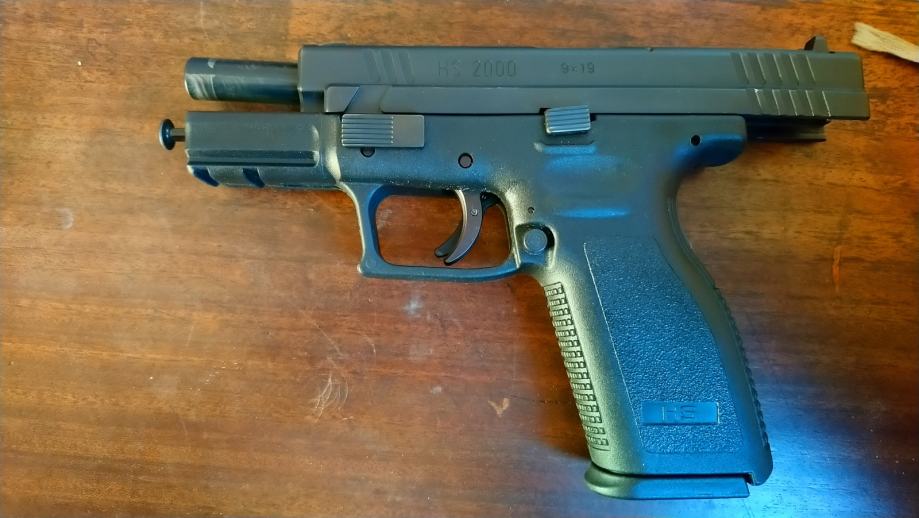 Prodajem HS 2000 9mm ili mijenjam za noćnu optiku