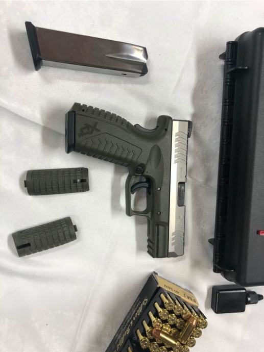 Pištolj Hs xdm 40 cal 40 s&w