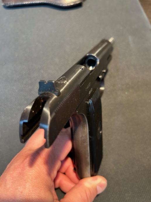 Lovački pištolj CZ M57 - TT