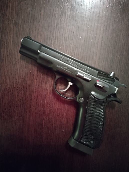 Pištolj CZ 75 9mm